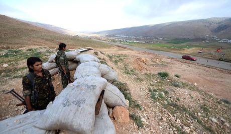 Syrian Iraqi Kurdish Female Fighters Womens Editorial Stock Photo ...