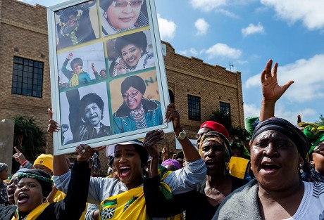 South Africans Gather Coffin Late Winnie Editorial Stock Photo - Stock ...