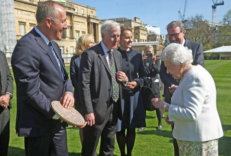 Queen Elizabeth Ii During Unveiling Panel Editorial Stock Photo - Stock ...