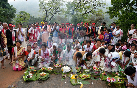 Villagers Wait Offer Prayer Religious Procession Editorial Stock Photo ...