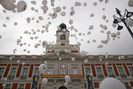 Demonstrators Release White Balloons Reading Yes Editorial Stock Photo ...