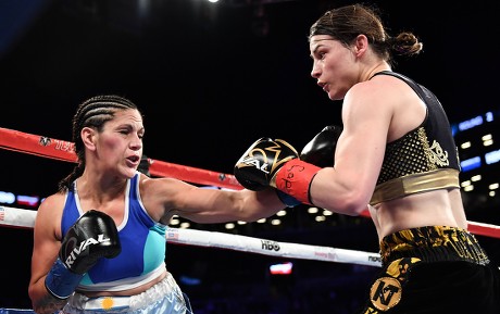 Katie Taylor Vs Victoria Bustos Katie Editorial Stock Photo - Stock ...