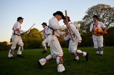 500 English folk dance Stock Pictures, Editorial Images and Stock ...