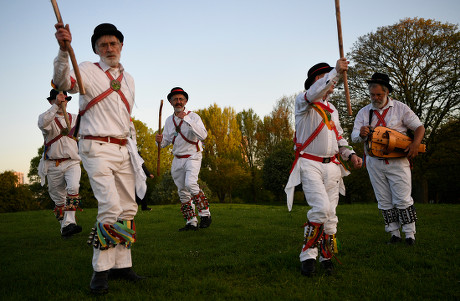 500 English folk dance Stock Pictures, Editorial Images and Stock ...