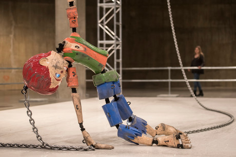 Jordan Wolfsons Colored Sculpture Largescale Animatronic Editorial ...