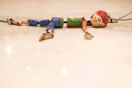 Jordan Wolfsons Colored Sculpture Largescale Animatronic Editorial ...