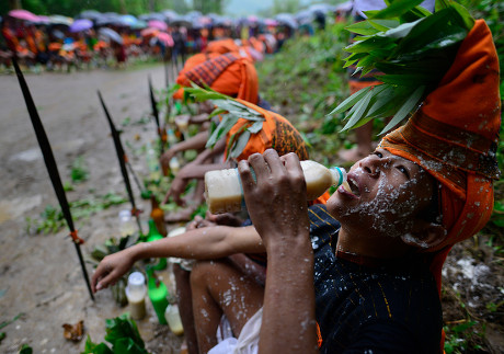 Tiwa Tribesmen Perform Ritual During Yangli Editorial Stock Photo ...