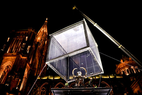 Jacques Rivals Installation Mammuthus Volantes Flying Editorial Stock ...