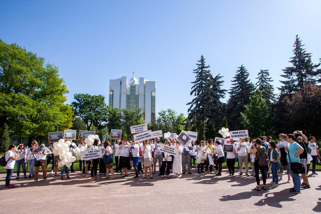 Moldovan Journalists Attend Rally Independence Media Editorial Stock ...