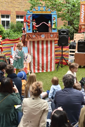 Covent Garden May Fayre Puppet Festival Editorial Stock Photo - Stock ...