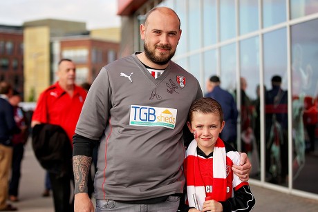 Rotherham Dad Son Arrive Stadium Before Editorial Stock Photo - Stock ...