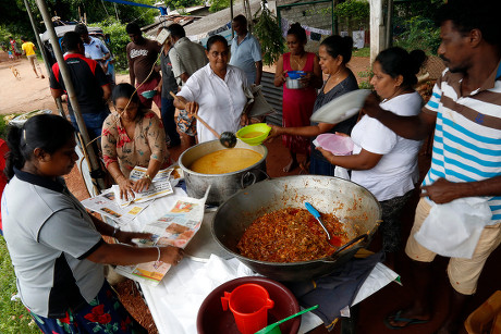 Sri Lankan Volunteers Prepare Cooked Food Editorial Stock Photo - Stock ...