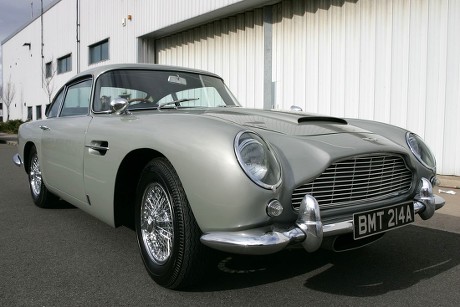 __COUNT__ Sale of 1965 Aston Martin DB5 from James Bond film 'Goldeneye ...