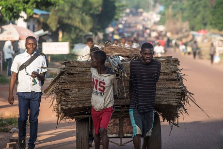 Vendors Carry Their Goods Through Busy Editorial Stock Photo - Stock ...