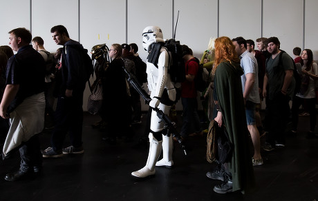 Star Wars Stormtrooper Queues Other Cosplayers Editorial Stock Photo ...
