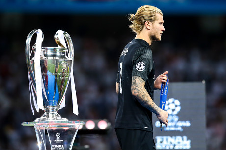 Loris Karius Liverpool Walks Past Champions Editorial Stock Photo ...