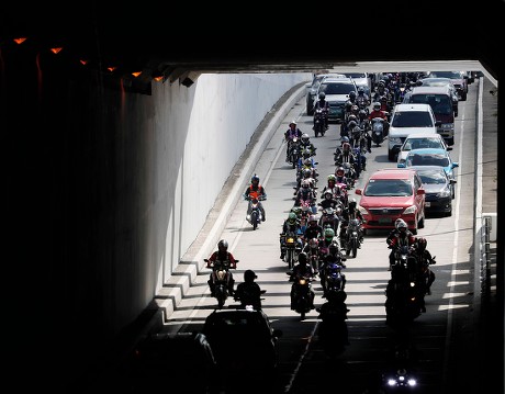 Motorcycle riders' travel in motorcade though Manila to show unity ...