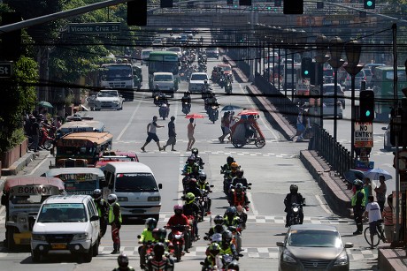 imágenes de Motorcycle riders' travel in motorcade though Manila to ...
