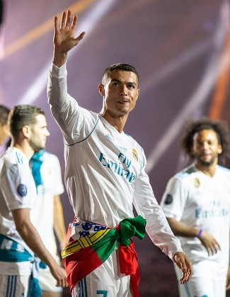 500 Footballer hand gesture waving Stock Pictures, Editorial Images and ...
