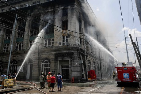 Firefighters Work Extinguish Fire Building Manila Editorial Stock Photo ...