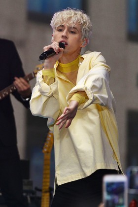 Troye Sivan Performs On Nbcs Today Editorial Stock Photo - Stock Image ...