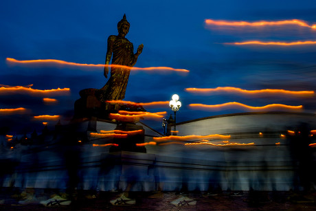 Slow Shutter Speed Photo Shows Thai Editorial Stock Photo - Stock Image ...
