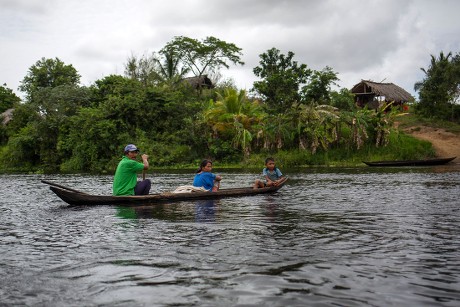Warao Family Ride Curiara Small Boat Editorial Stock Photo - Stock ...