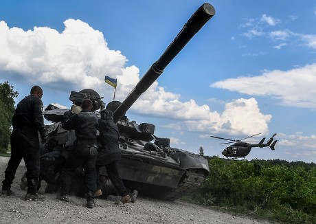 Ukrainian Soldiers Repair T84 Tank During Editorial Stock Photo - Stock ...