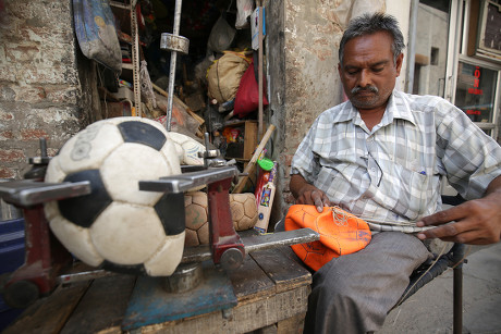 Football manufacturing at Jalandhar, India - 01 Jun 2018 Stock Pictures ...