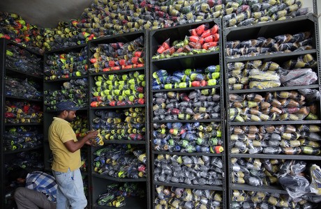 Football manufacturing at Jalandhar, India - 01 Jun 2018 Stock Pictures ...