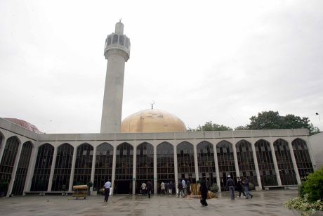 London Central Mosque 146 Park Road Editorial Stock Photo - Stock Image ...