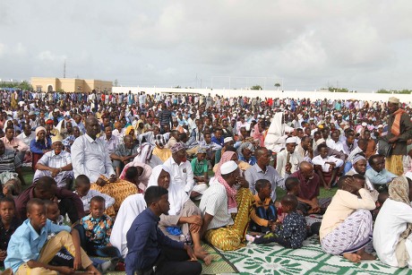 Thousands Somali Muslims Gather Stadium Pray Editorial Stock Photo ...