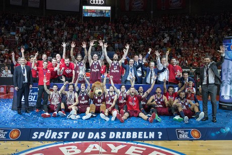 Die Team Celebrates Die German Meisterschaft Editorial Stock Photo ...