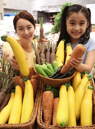 Models Poses Yellow Zucchinis Carots Outlet Editorial Stock Photo ...