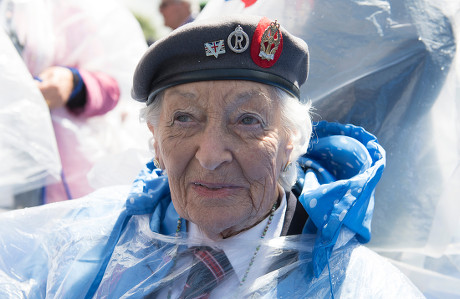 Dday Veteran Vera Hay 95 Captains Editorial Stock Photo - Stock Image ...