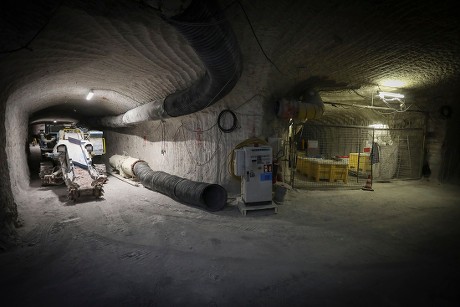Milling Machine Gallery Inside Asse Ii Editorial Stock Photo - Stock ...