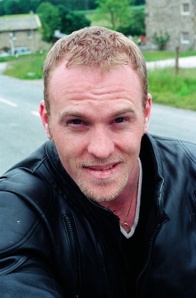 'Emmerdale' TV Series UK - Aug 1999 Stock Pictures, Editorial Images ...