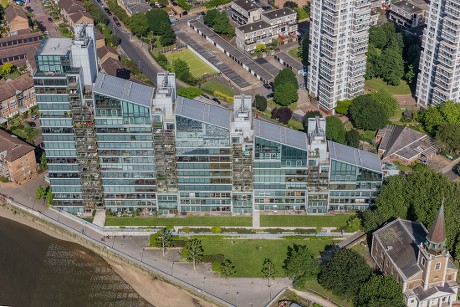 Montevetro Building Aprtment Block Battersea Church Editorial Stock ...