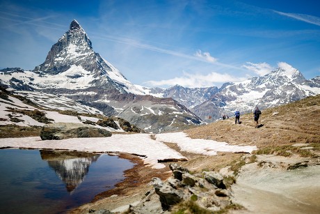 Tourists Walk By Pond Front Iconic Editorial Stock Photo - Stock Image ...