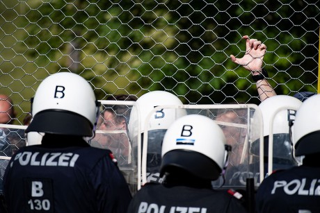Austrian Police Officers During Border Protection Editorial Stock Photo ...