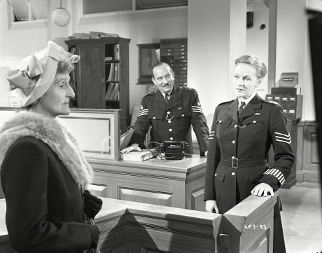 Peggy Cummins Bridget Foster Eleanor Summerfield Editorial Stock Photo ...