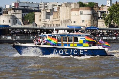 Metropolitan Police Boat London Pride Rainbow Editorial Stock Photo ...