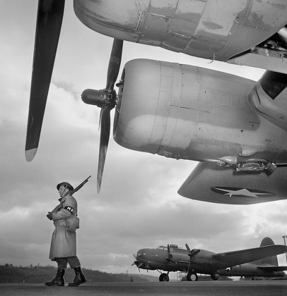 Army Sentry Guarding New B17f Flying Editorial Stock Photo - Stock ...