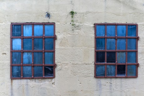 250 Barred windows Stock Pictures, Editorial Images and Stock Photos ...