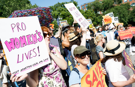 __COUNT__ Rally to Protect Women's Reproductive Rights in New York, USA ...