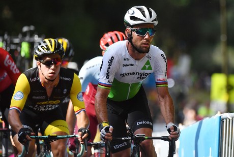 Mark Cavendish Group Fellow Sprinters Head Editorial Stock Photo ...