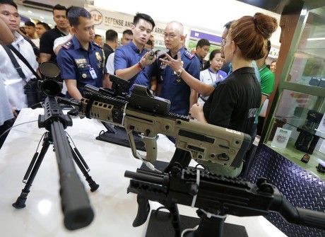 Filipino Aims Assault Rifle Displayed Sale Editorial Stock Photo ...