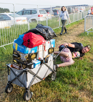 63 Beer trolley Stock Pictures, Editorial Images and Stock Photos ...