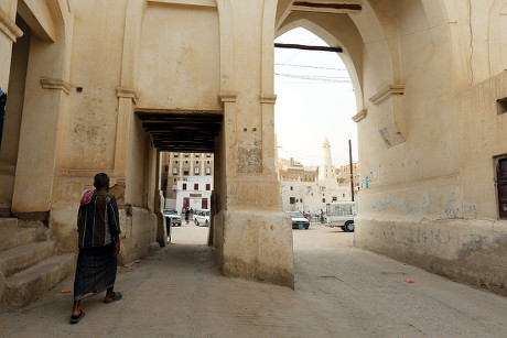 Yemeni Walks Through Gate Between Mudbrick Editorial Stock Photo ...