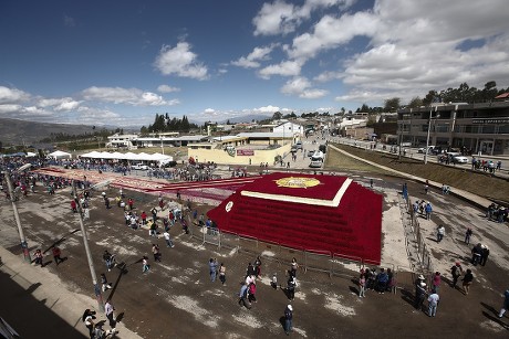 General View Structure Adorned Thousands Roses Editorial Stock Photo ...